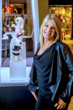 Jill Schulz Talks Snoopy & Belle in Fashion Back In The USA - Tourist ...