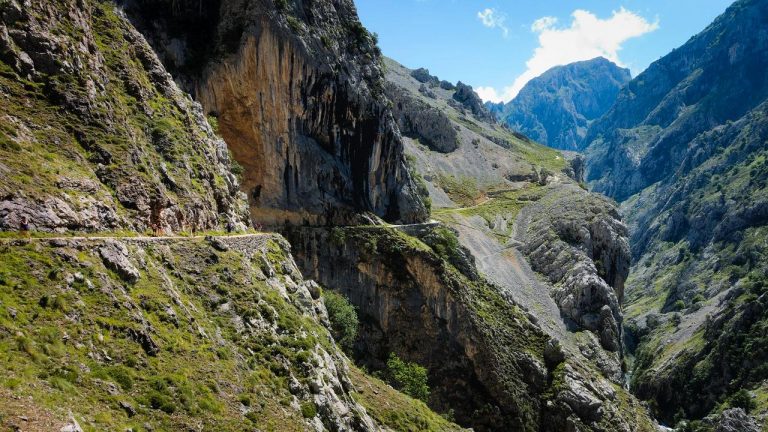 Ecotourism: 4 Of The Best Natural Parks To Explore In Spain