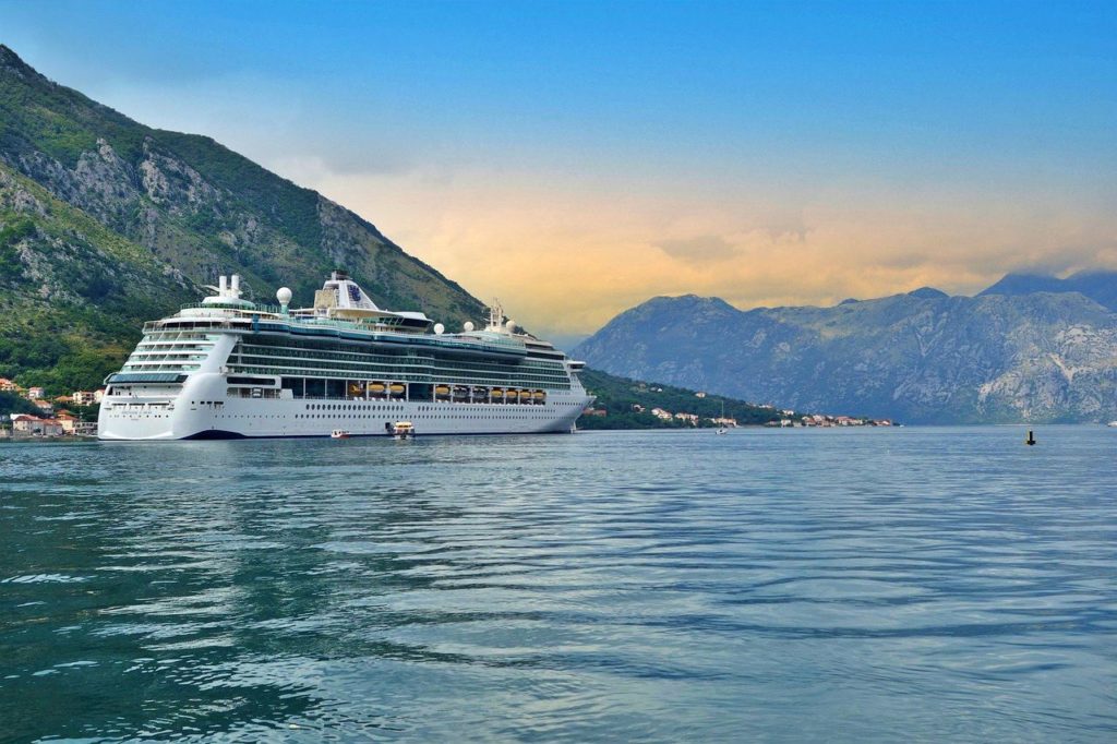Royal Caribbean: Ultimate World Cruise Becomes TikTok Sensation